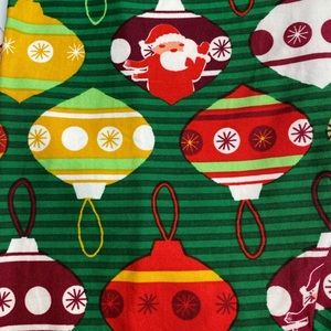 LuLaRoe | Pants & Jumpsuits | Lularoe Adult Tc2 Holiday Leggings Santa ...